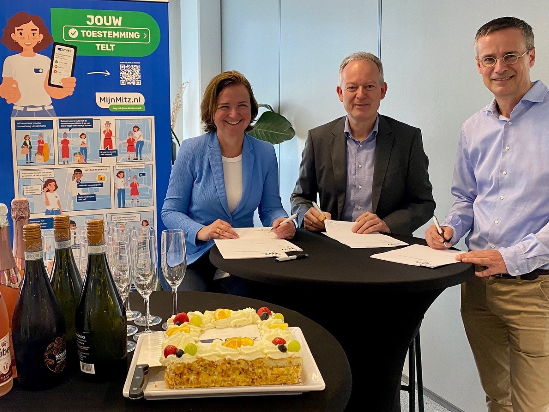 De champagne kan open: Mbox van Itzos geaccepteerd door Mitz | Mitz ...